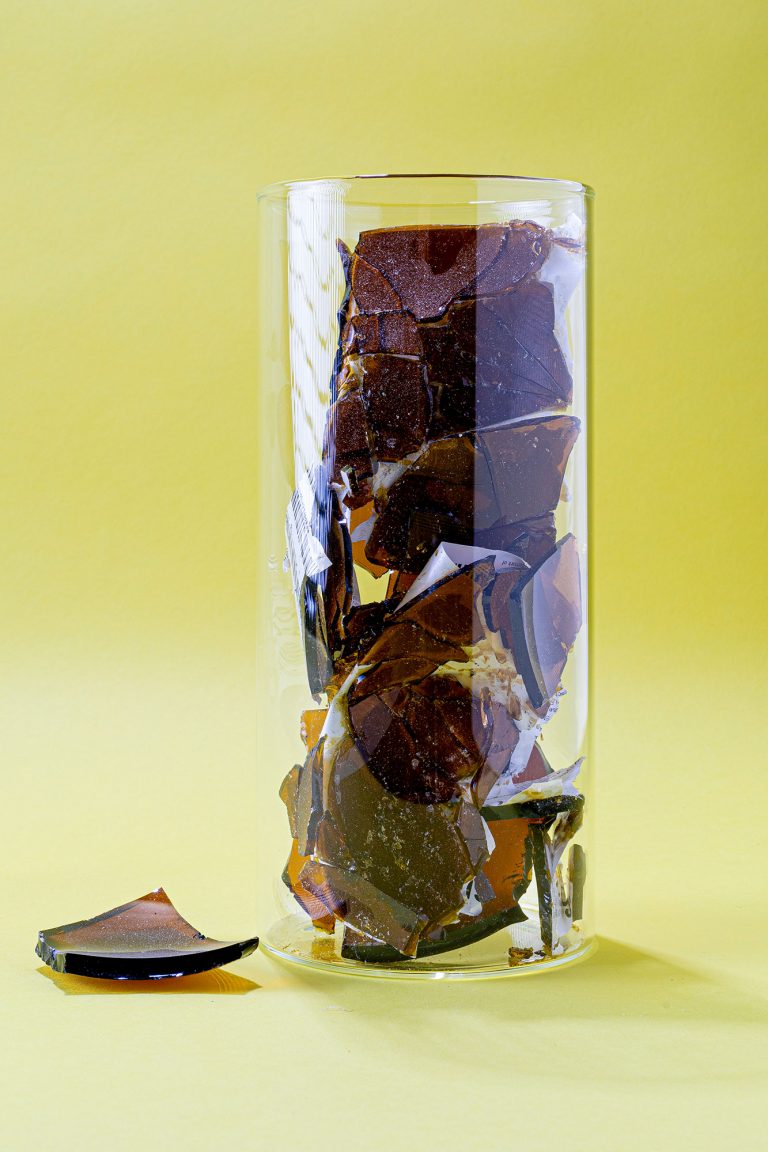 Removal of contaminated glass bottles - Glass bottle recycling ...